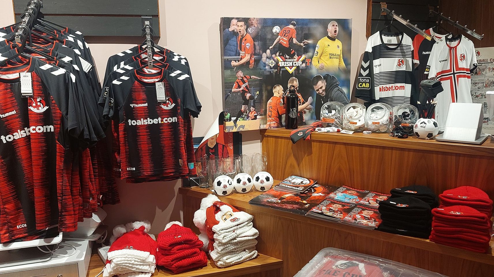 Club Shop Opening Hours This week