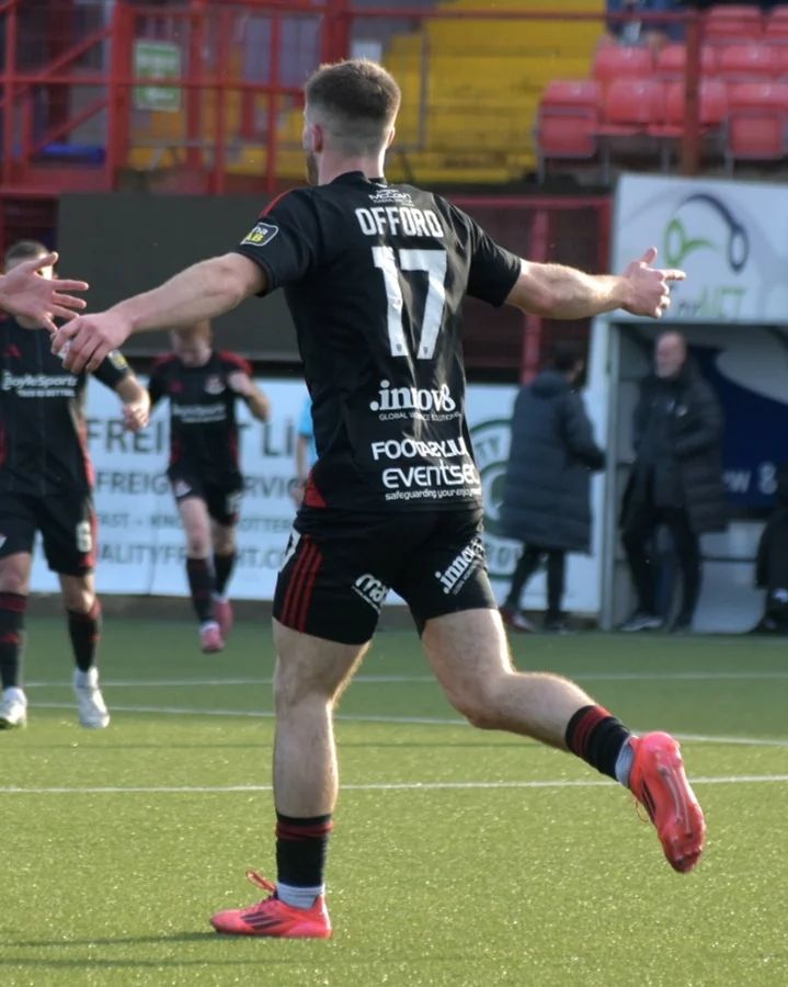 Crusaders Draw With Larne At Inver Park