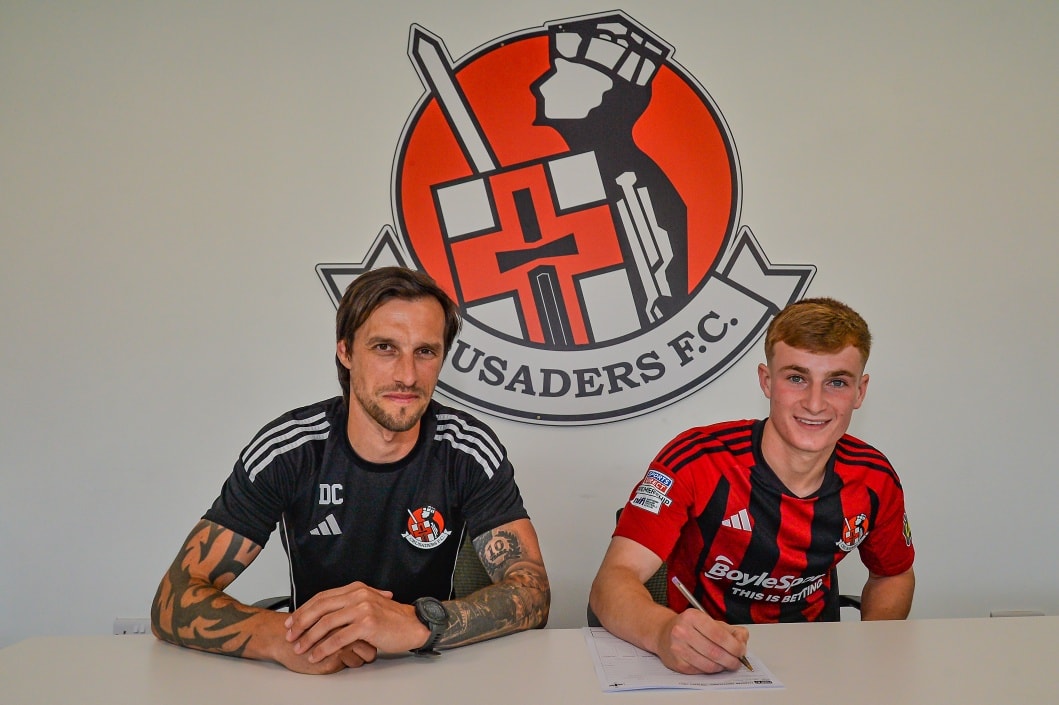 Crusaders FC Sign Elliot Dunlop from Airdrie in Player Exchange Deal